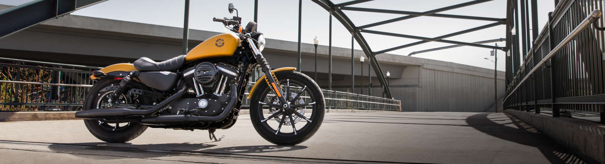 IRON 883™ – H-D® YOUR BIKE HOUSE